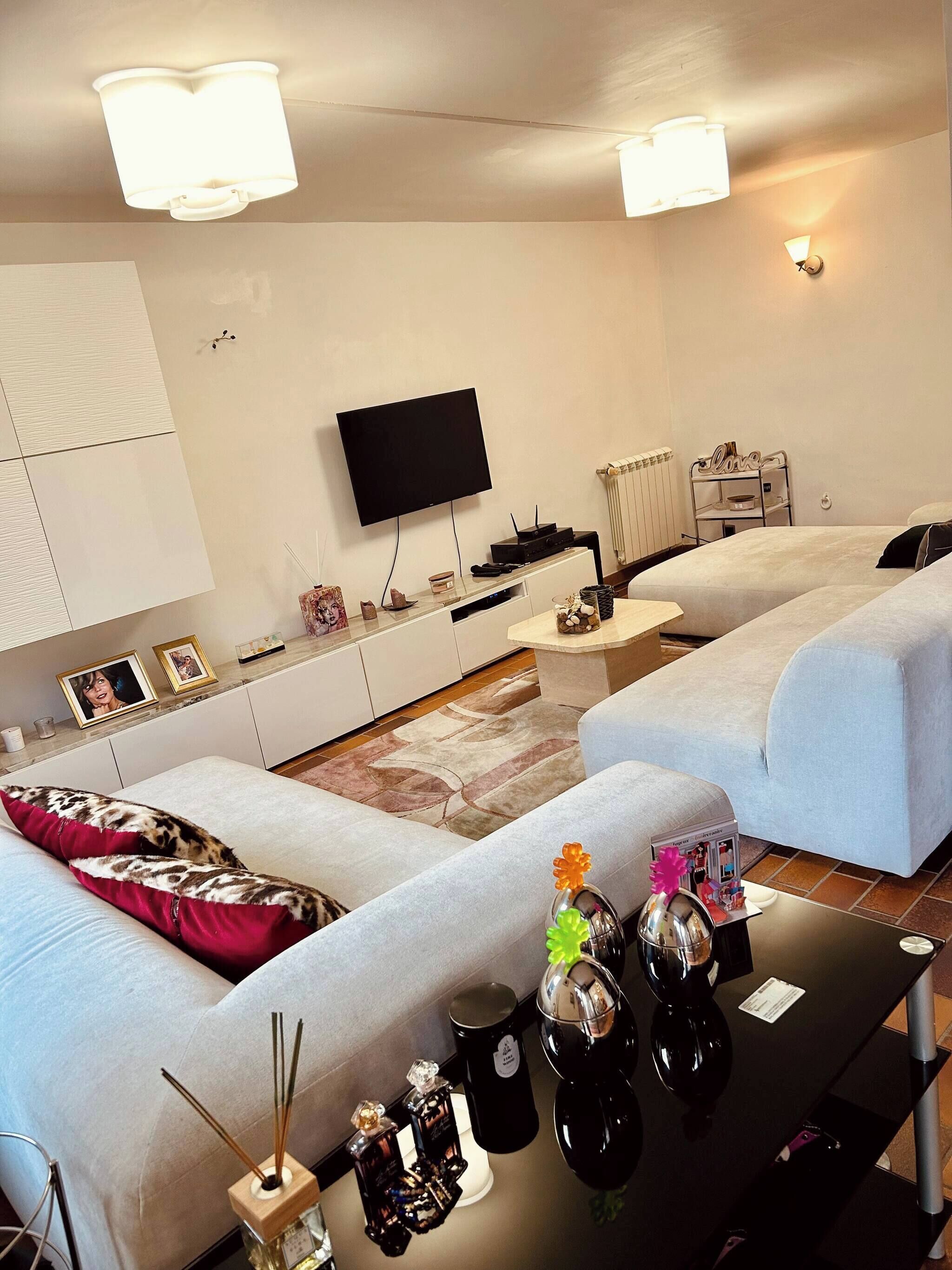 Casa De 3 Dormitorios En El Corazón De Condroz - Huy