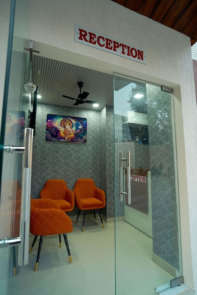 Hotel Ganga Banquet And Restaurant