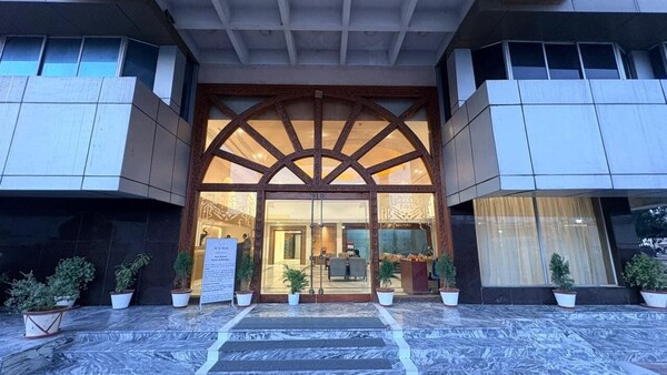 Hotel Nivaara By Vyda - Tirupati