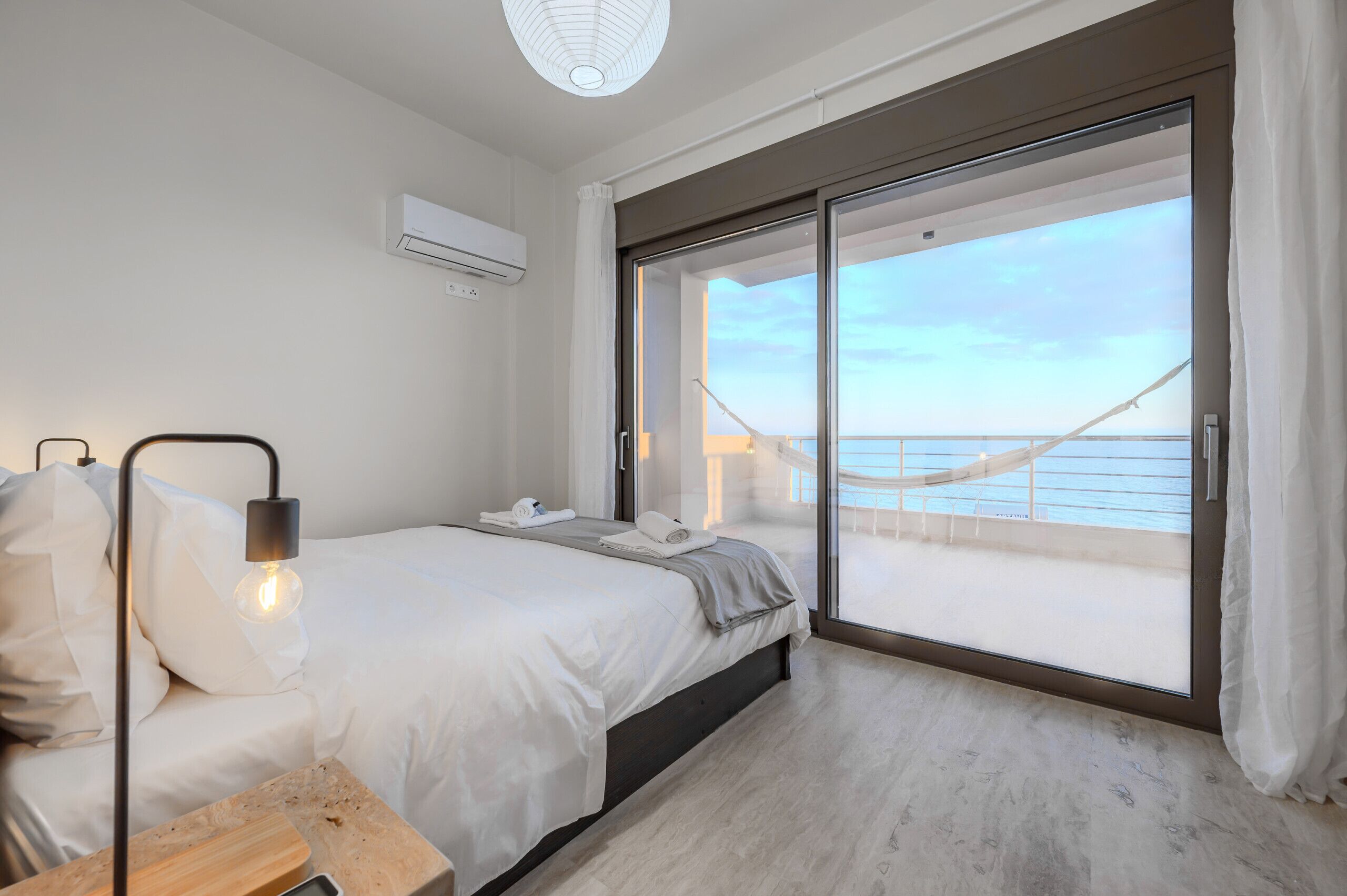 Villa, 2 quartos, piscina privativa, vista para o mar | 2 quartos, berços/camas para crianças grátis, roupa de cama fornecida 