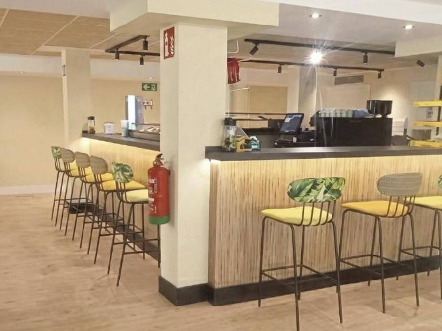 Bar (no alojamento)