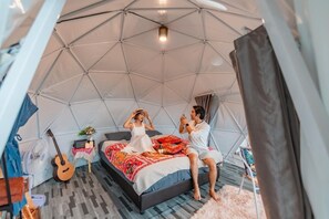 Quarto Clássico, lanai (alpendre havaiano), vista para a colina | Wi-fi grátis 