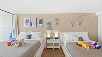 Apartamento | 1 quarto, com mobília individualizada, secretária