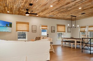 Casa, várias camas (My Time) | Área de estar