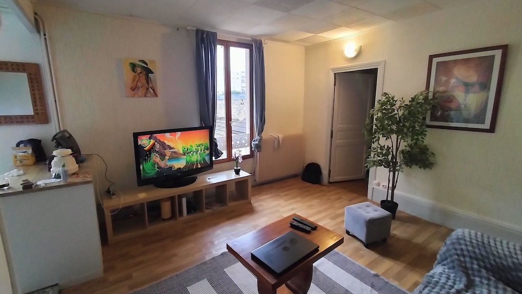 One-bedroom Apartment, Top Floor. - Dijon