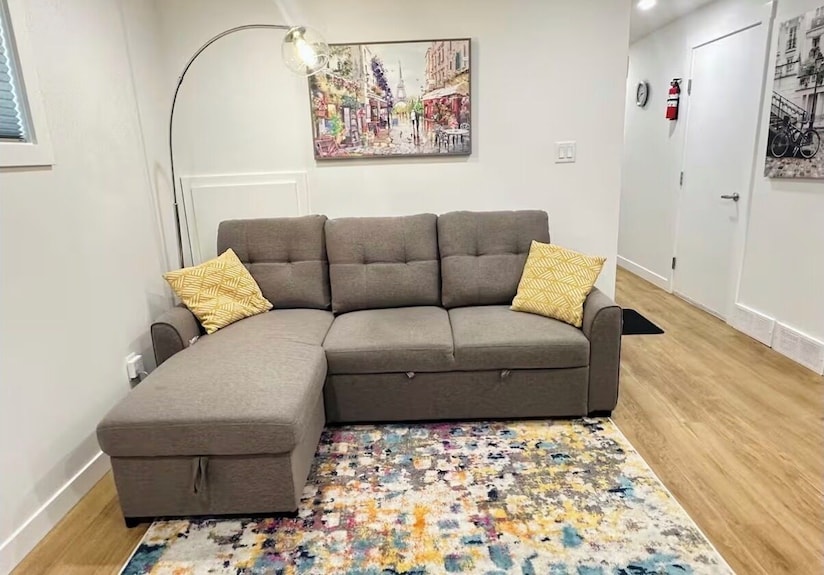 Modern 2bdr Suite In Harbour Landing Near Airport - Regina