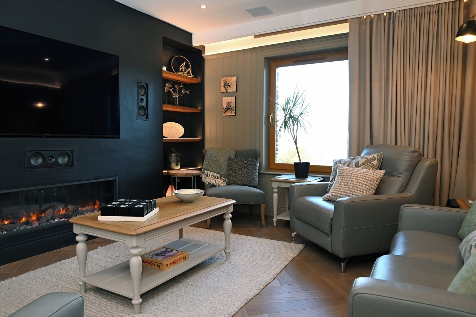 Burnham House, 4 Bedroom Home - 딩글