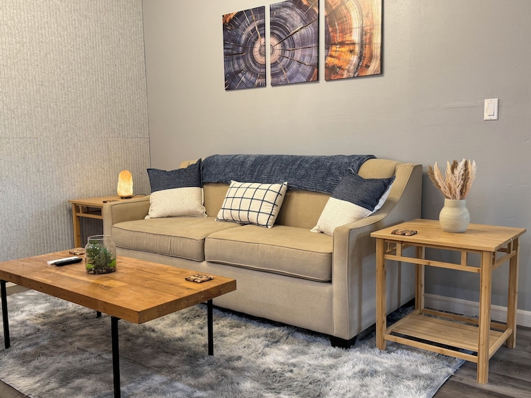 Superb 1-bedroom Adventure Basecamp In Enchanting Oakridge For Your Getaway - Oakridge, OR