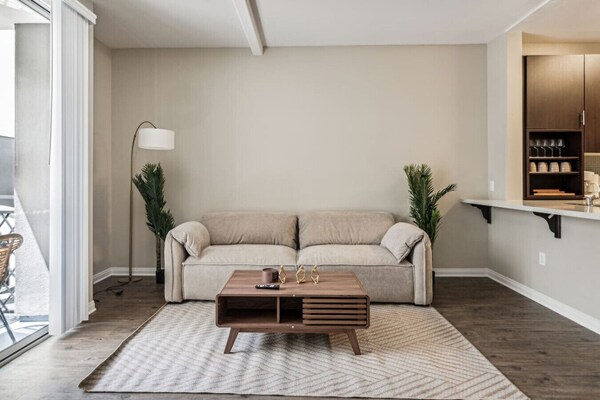 Chic Marina Oasis 5 Star Amenities Central - Los Angeles Airport (LAX)