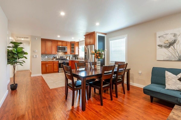 Marbella Lane - 3br Upprlvl Dtwn Sj Ldry - San Jose, CA