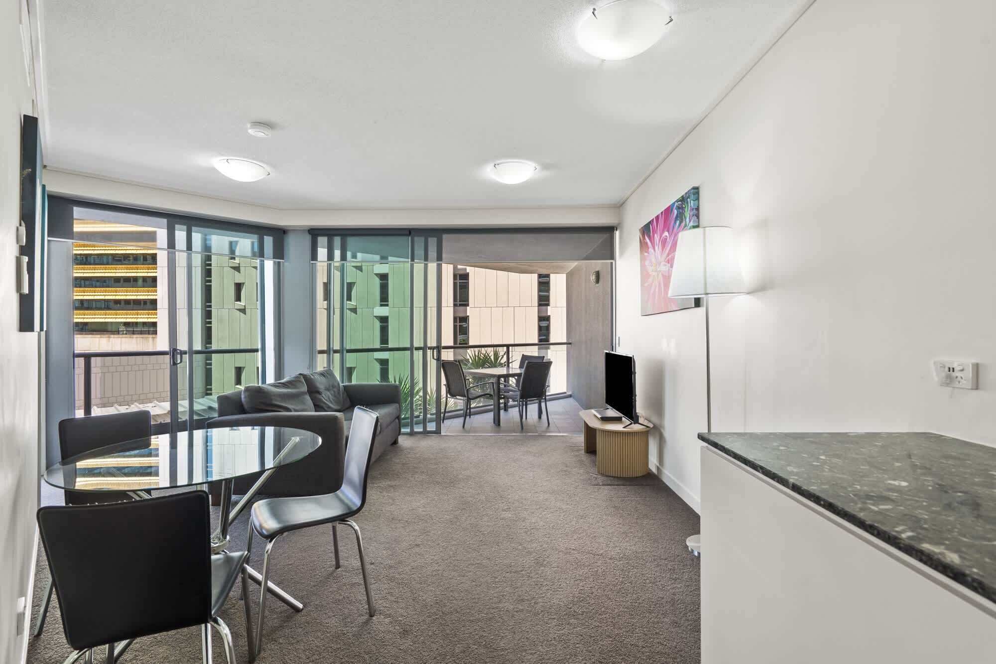 Brisbane City Retreat With Private Balcony - 布里斯班