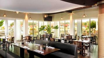 Apartamento | Restaurantes