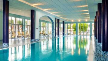 Apartamento | Piscina | Piscina interior, piscina exterior