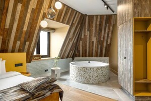 Suite de Luxo | Cofre com capacidade para portátil, Wi-fi grátis 