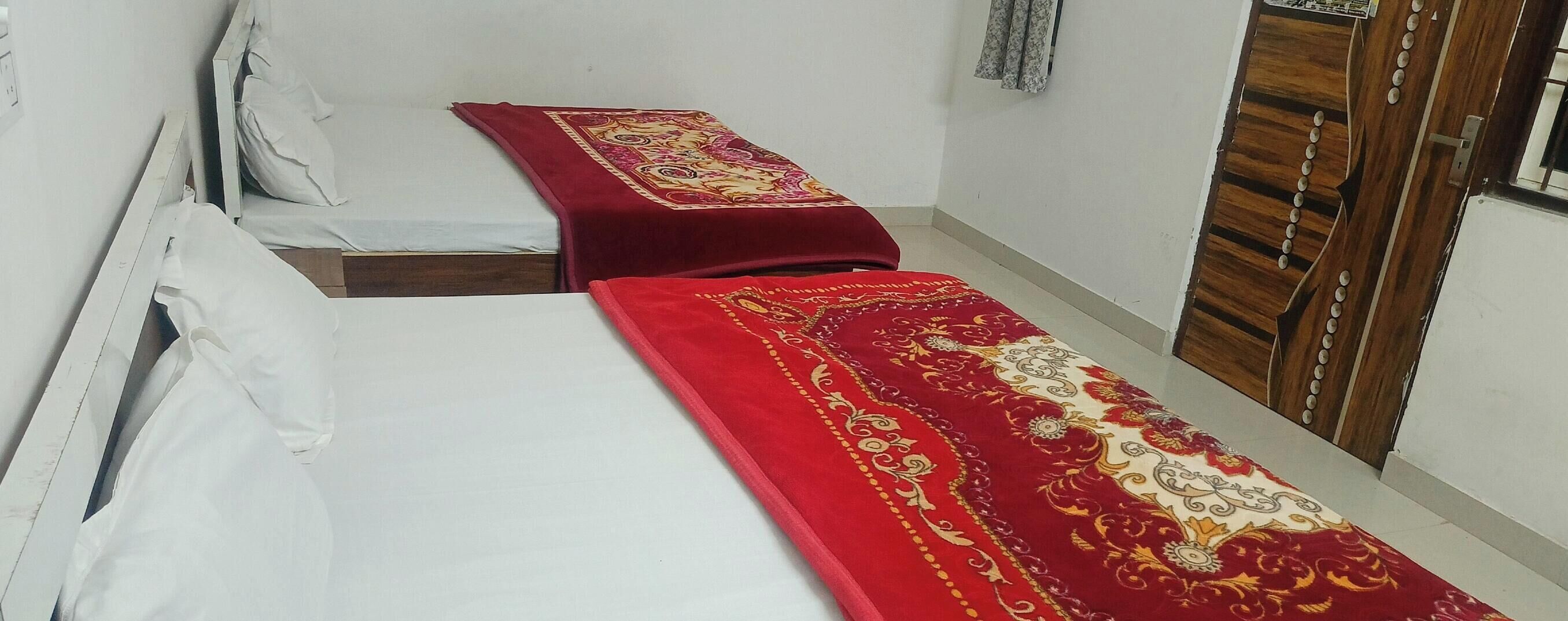 Quarto Quádruplo Deluxe, ar condicionado | Roupa hipoalergénica, secretária, quartos insonorizados, Wi-fi grátis 