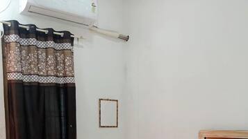 Quarto Duplo Deluxe, ar condicionado | Roupa hipoalergénica, secretária, quartos insonorizados, Wi-fi grátis