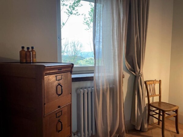 Individualmente decorados, individualmente mobiliados, berço de viagem