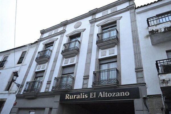 Hostal Ruralis Altozano - Extremadura