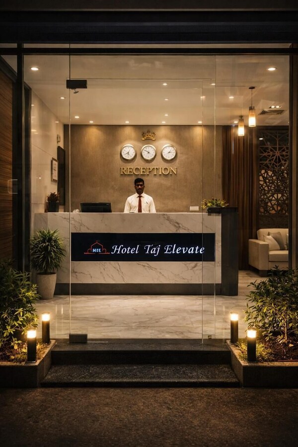 Hotel Taj Elevate - Agra