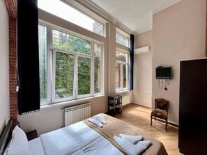 Ferro/tábua de engomar, Wi-fi grátis 