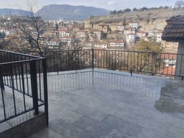 Casa Familiar, 2 quartos, pátio, vista para o jardim | Terrenos do alojamento