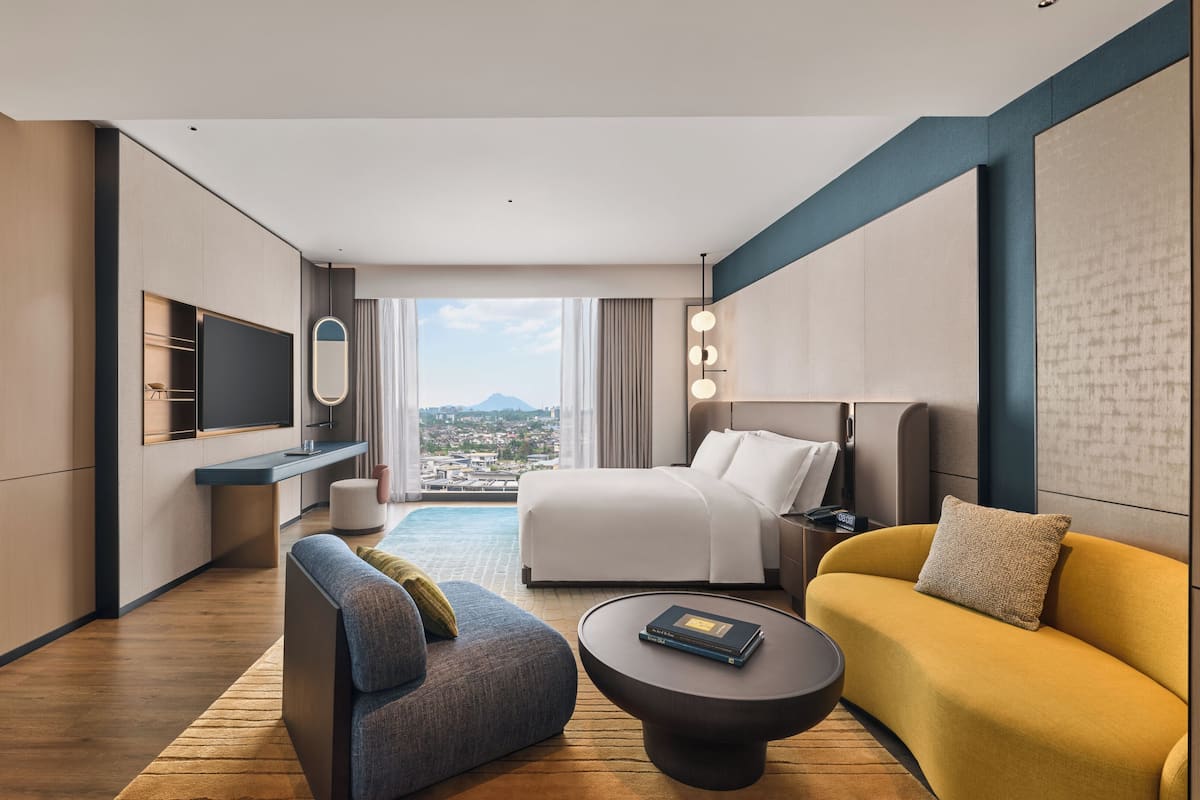 Penthouse, 1 quarto | Cofre com capacidade para portátil, secretária 