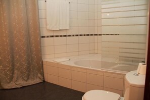 Quarto duplo clássico, vista para a montanha | Banheiro