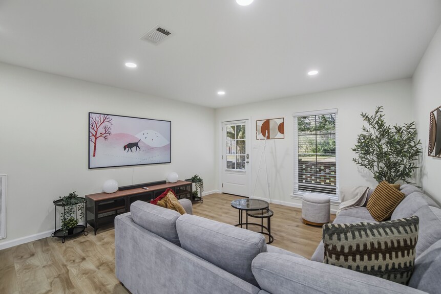 Brand New 4 Bedroom Home Near Lsu & Hospitals Single Level Living In Baton Rouge - Bâton-Rouge, LA