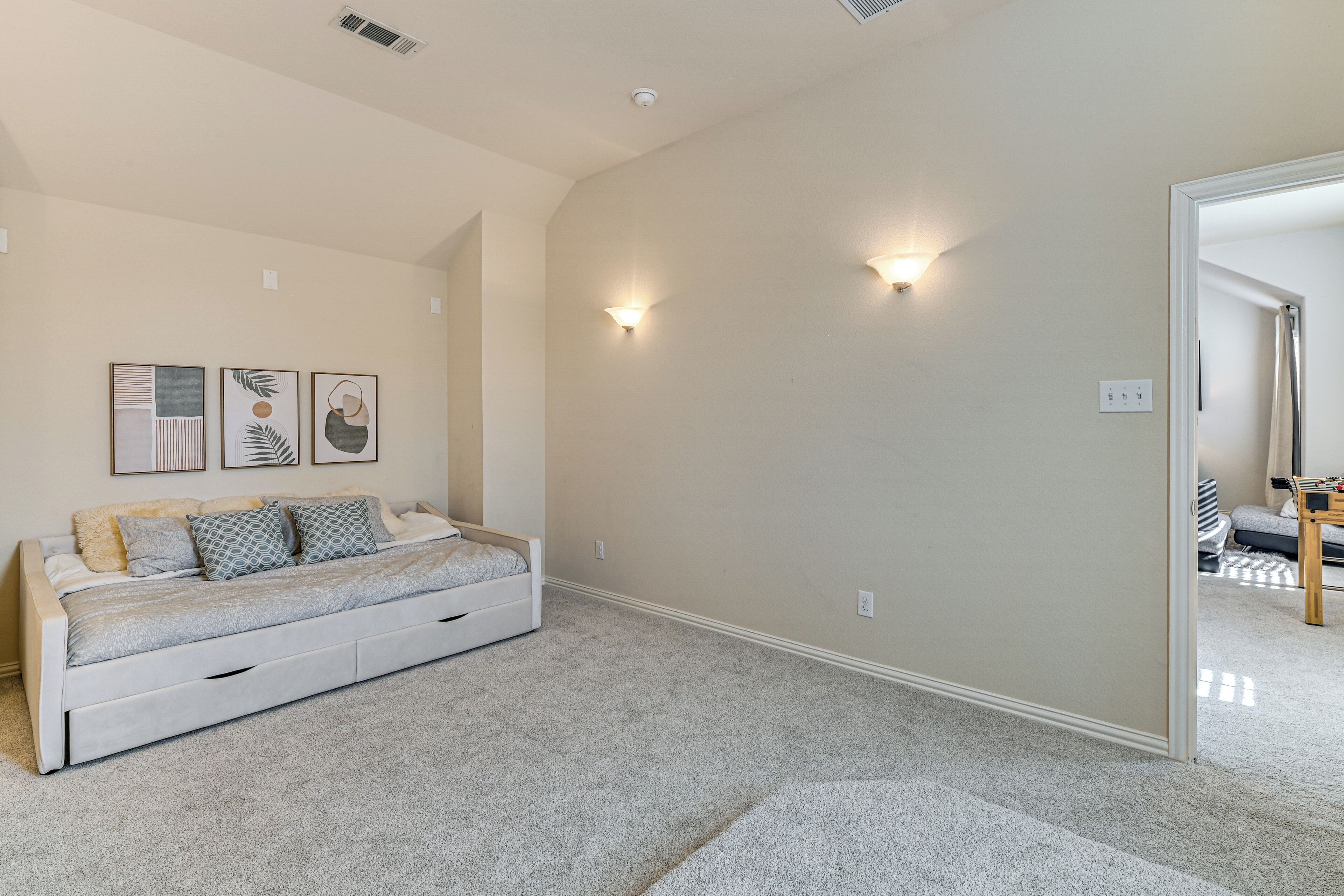 Modern Home W/ Office: Near Parks, Lake & Golf! - Little Elm