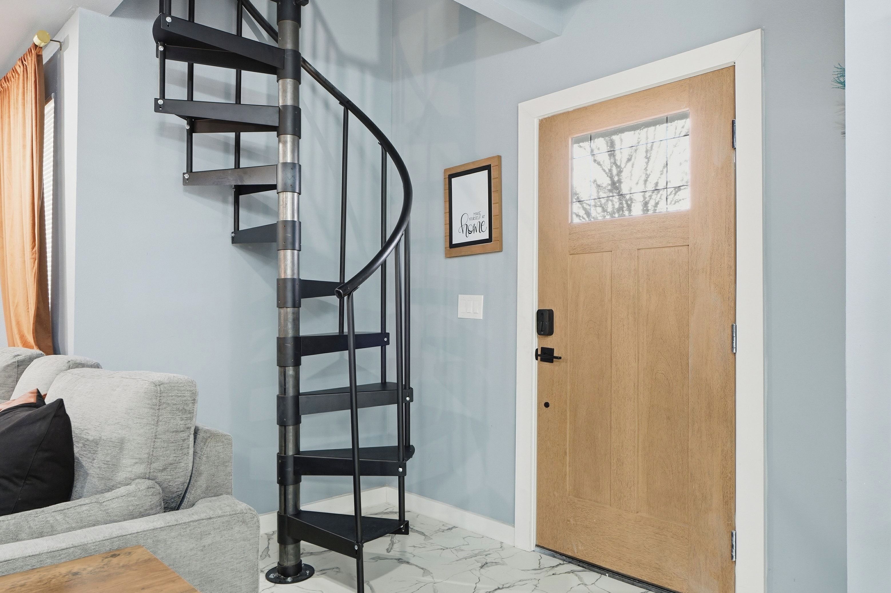 The Dluxe On Denver In Downtown Tulsa: Sleeps 11 - Owasso, OK