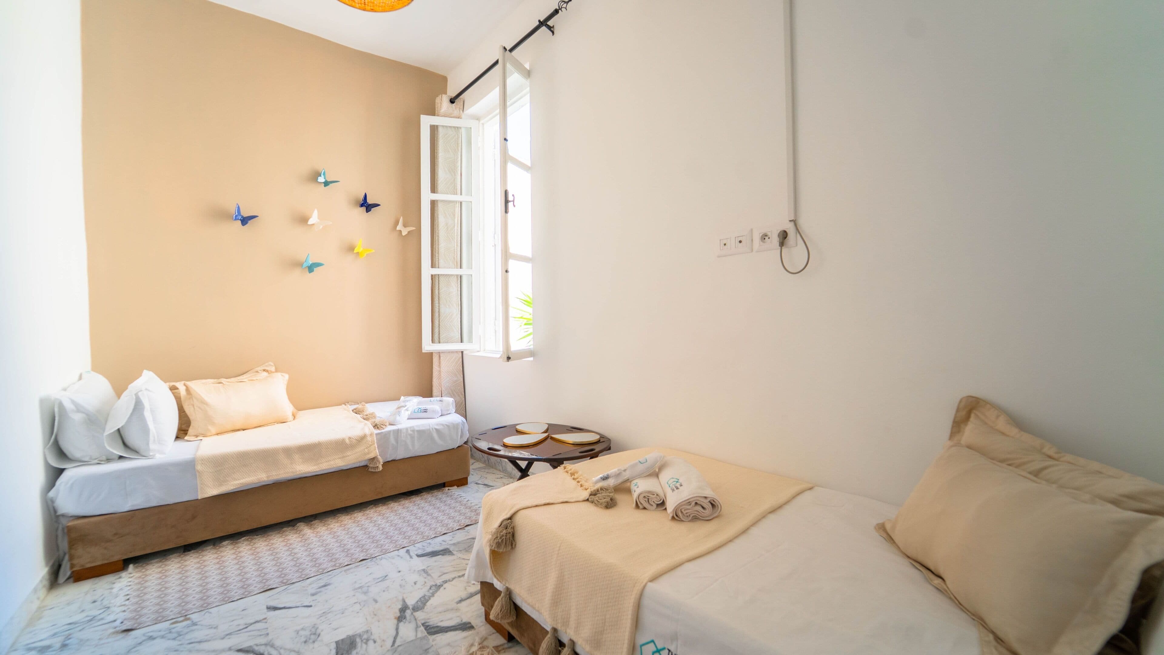 Villa Superior | Secretária adequada para computadores portáteis, Wi-fi grátis 