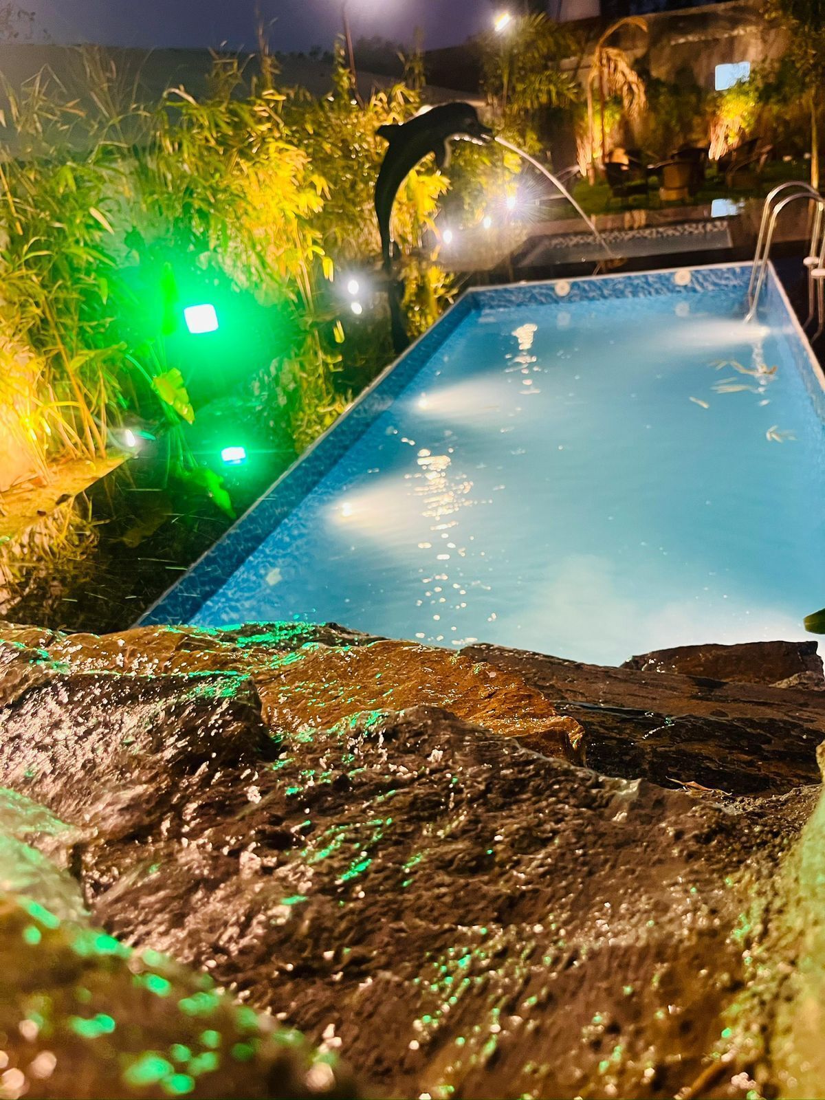 Villa, vista para a piscina | Vista do quarto