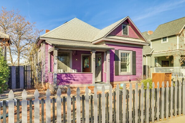 Deck & Home Office: Walkable Albuquerque Home - Albuquerque, NM