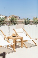 Estúdio luxo, banheira de imersão, vista para o mar | Terraço/pátio