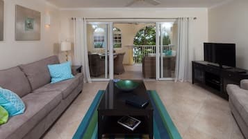 Apartamento, 2 quartos | Sala de estar