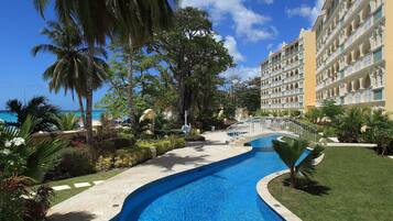 Apartamento, 2 quartos | Piscina