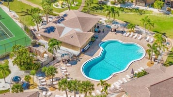 Condo, 2 quartos | Piscina