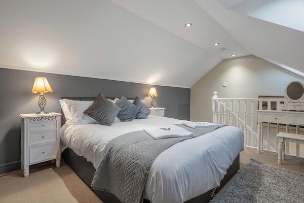 Pools Cottage 3 - Billards Room - Coventry