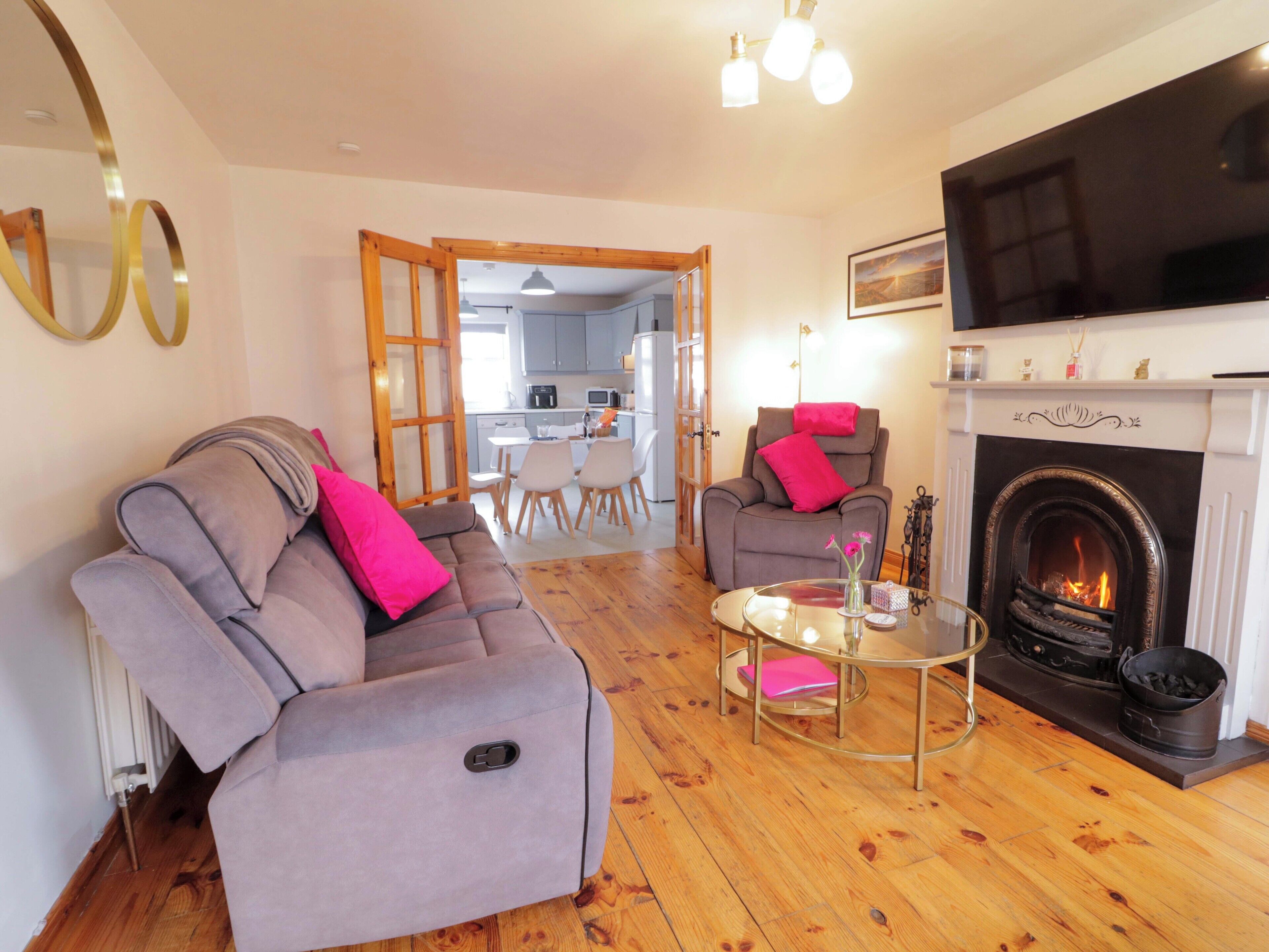 Primrose Seaside Escape, Family Friendly, With Open Fire In Portrush - Portstewart
