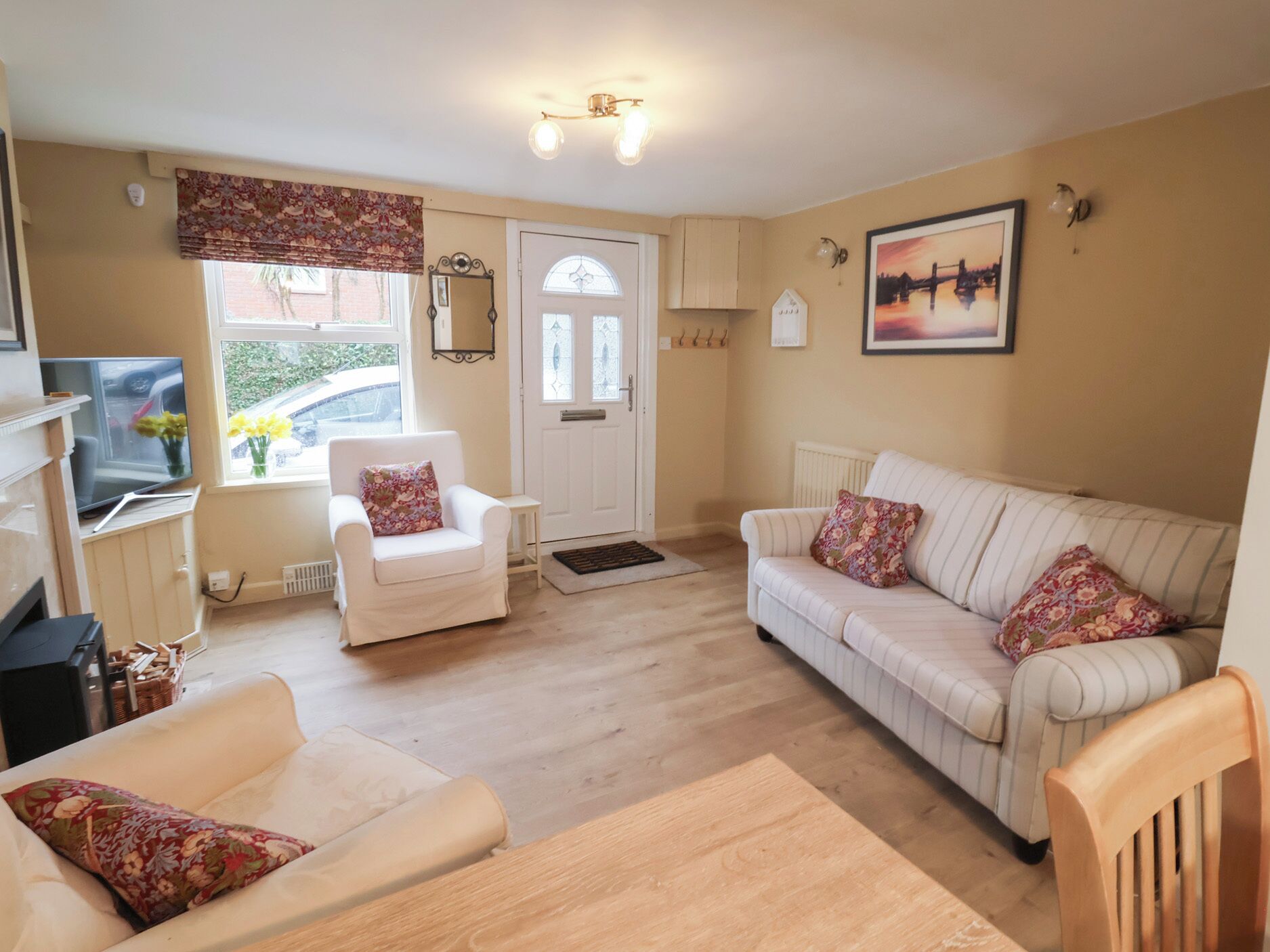 Deben Road, Pet Friendly, Country Holiday Cottage In Woodbridge - Woodbridge