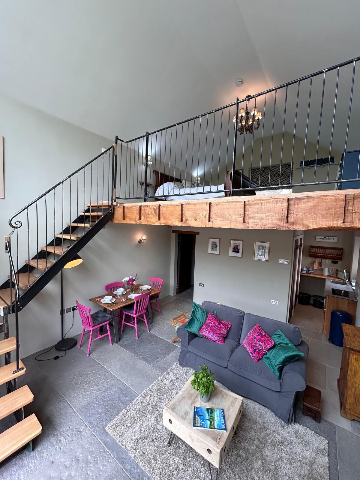 Peaceful Dog Friendly Somerset Retreat Near Langport. Garden And Orchard Views. - Bridgwater