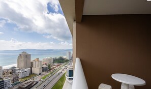 Apartamento Básico | Terrenos do alojamento