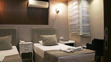 Quarto Twin Standard