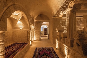 Apartamento Deluxe | Roupa de alta qualidade, secretária