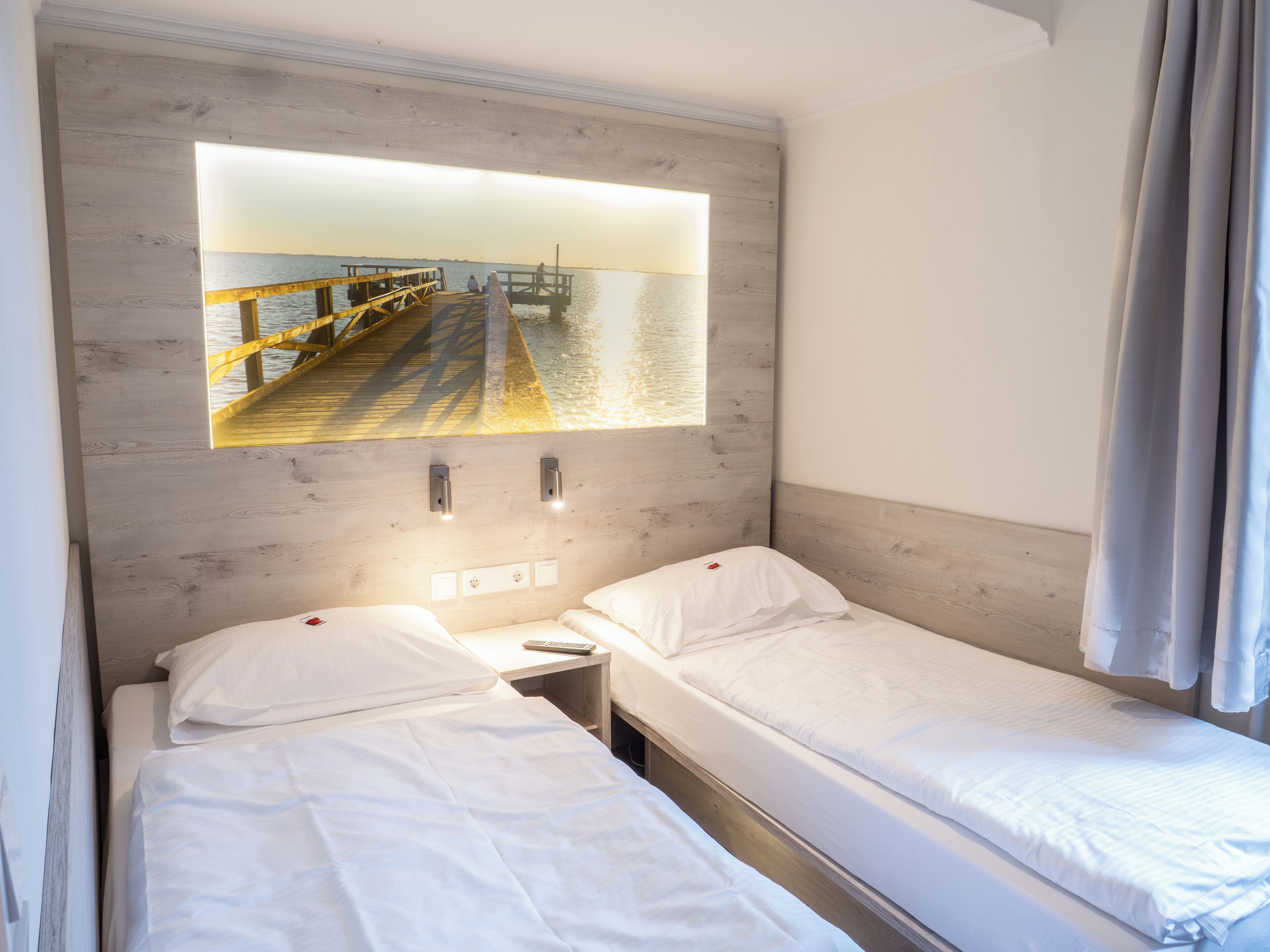 Apartamento Comfort, 2 quartos, vista para o jardim | Cofre no quarto, secretária 