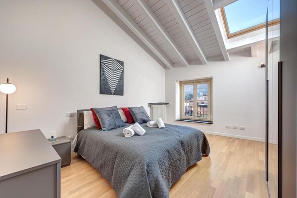 Penthouse With Private Terrace - Côme