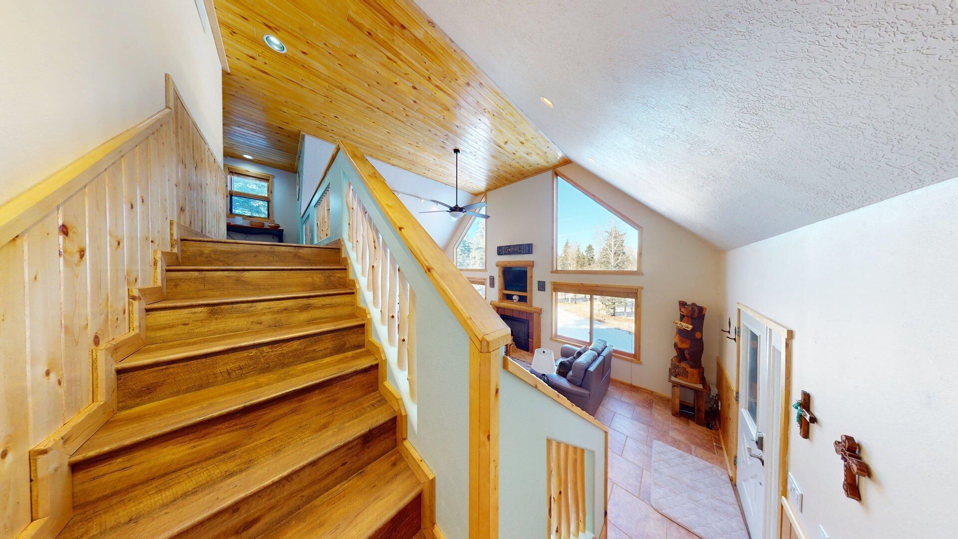 Master Ensuite  | Fenced-in Yard | Firepit & Grill | Lazy Dog Cabin - Angel Fire, NM