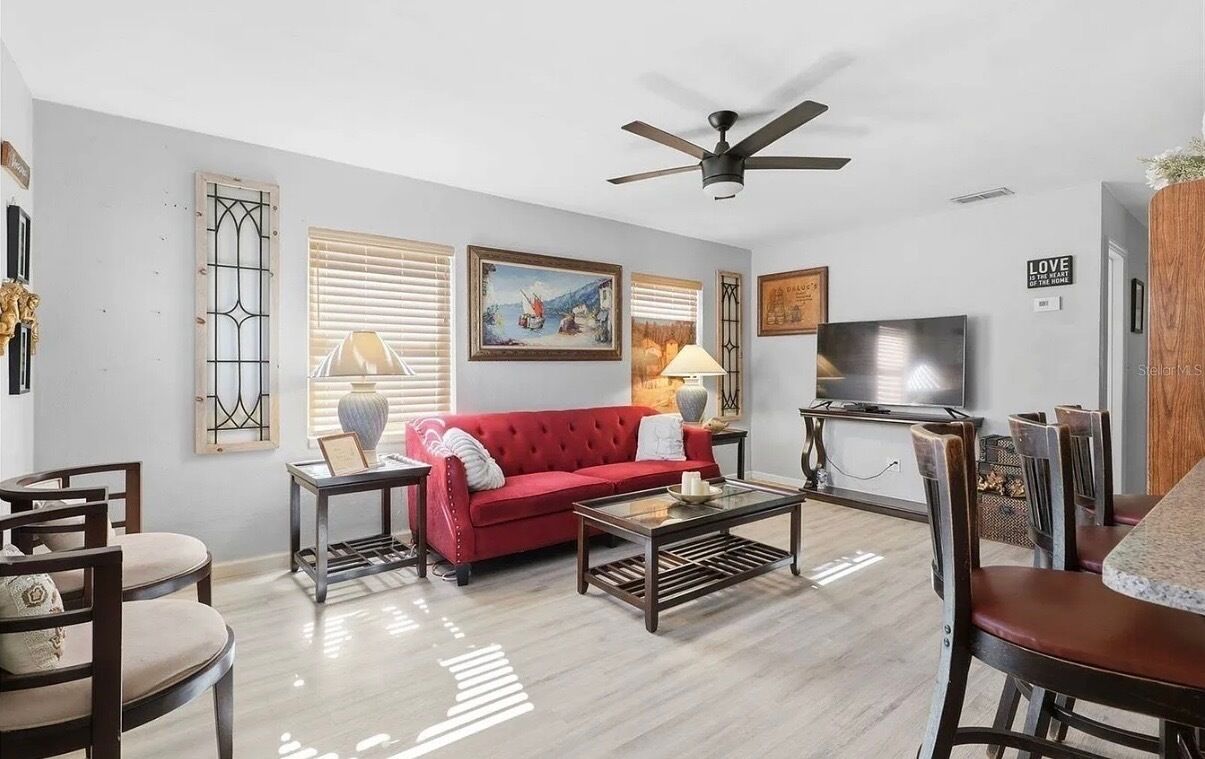 3-bedroom Coastal Cottage In Serene Melbourne Florida, 5 Miles From The Beach. - Melbourne