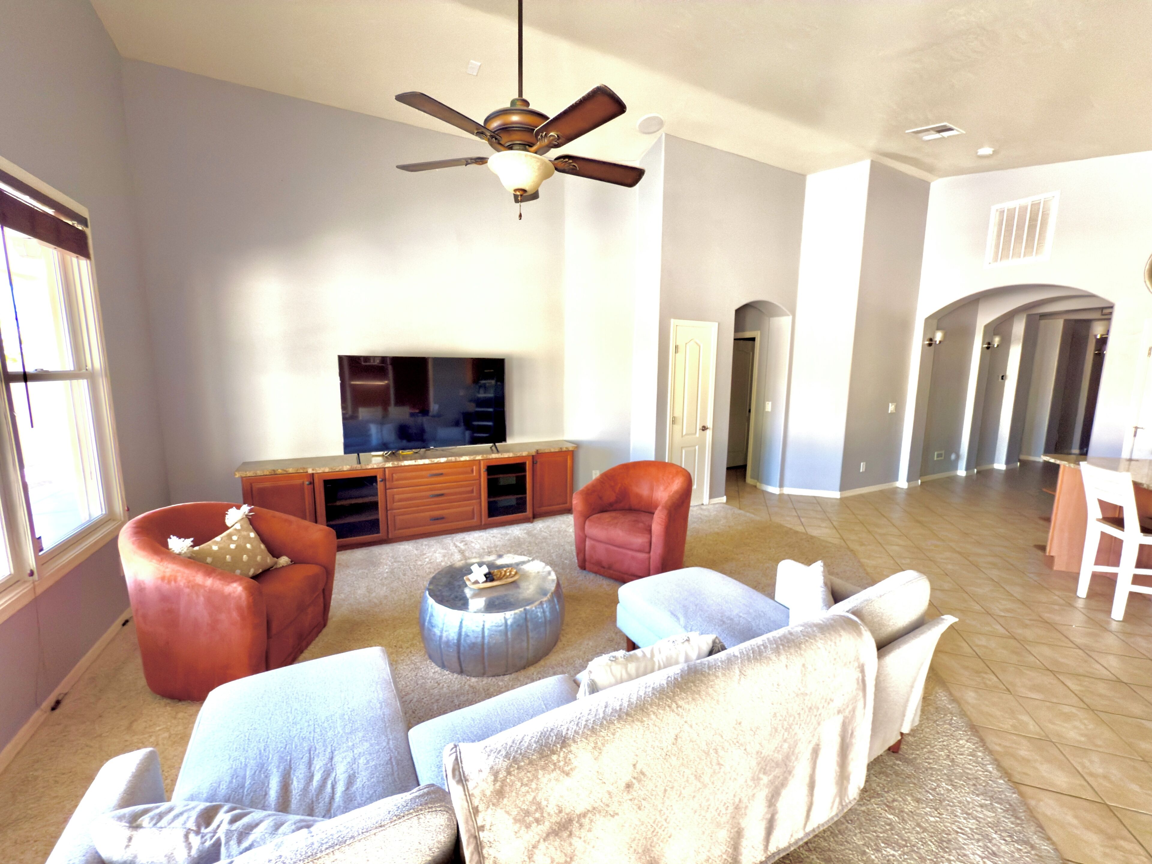 Luxury Desert Oasis - Phoenix, AZ