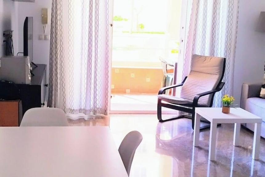 Precioso Apartamento Frente Al Mar Con Encanto Histórico Y Ubicación Inmejorable - Torremolinos